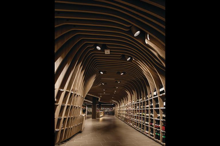 Store gallery: Spar’s Budapest supermarket takes a route less ordinary ...